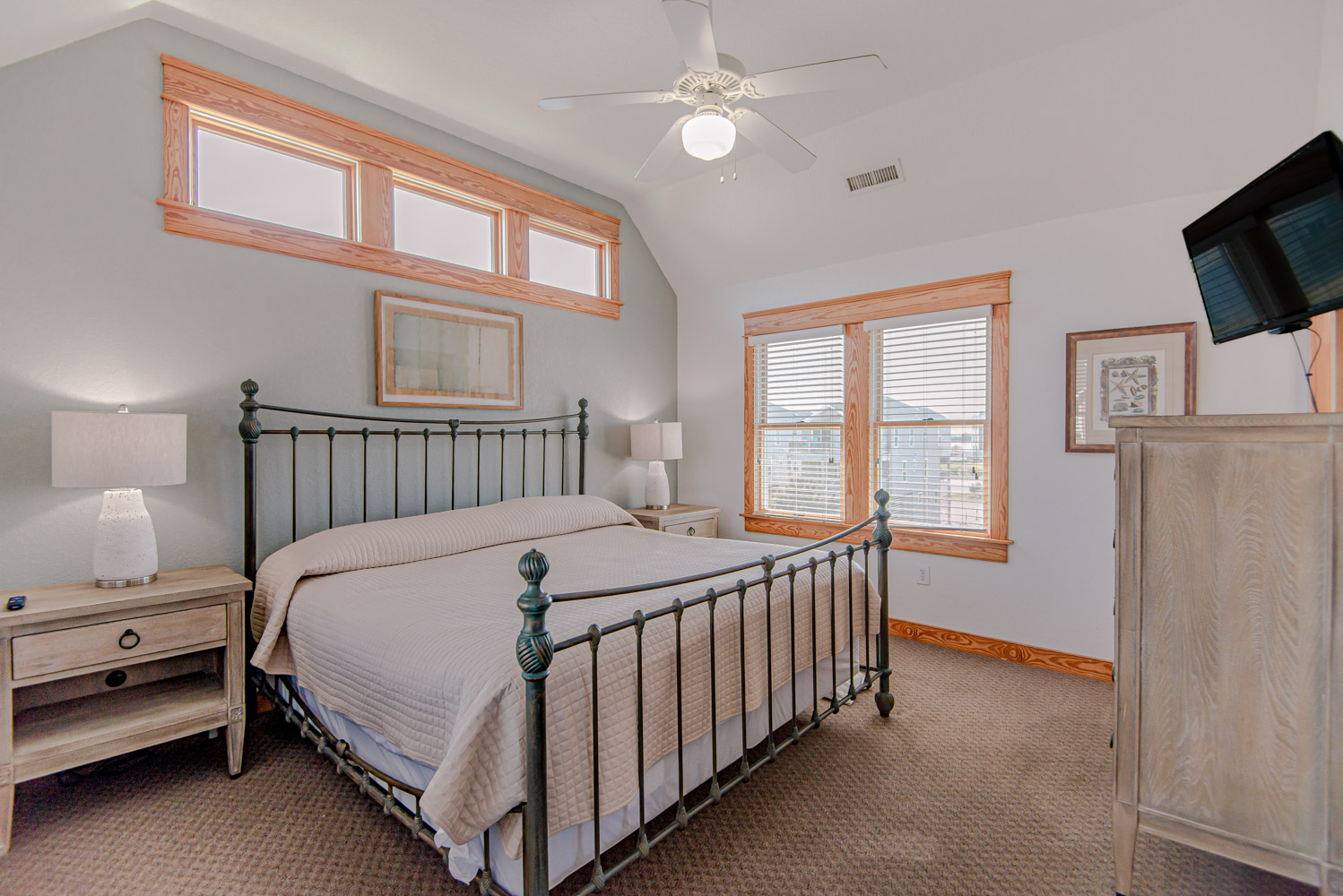 079 | Whalebone Beach - Vacation Rental in Nags Head,NC | Joe Lamb Jr.